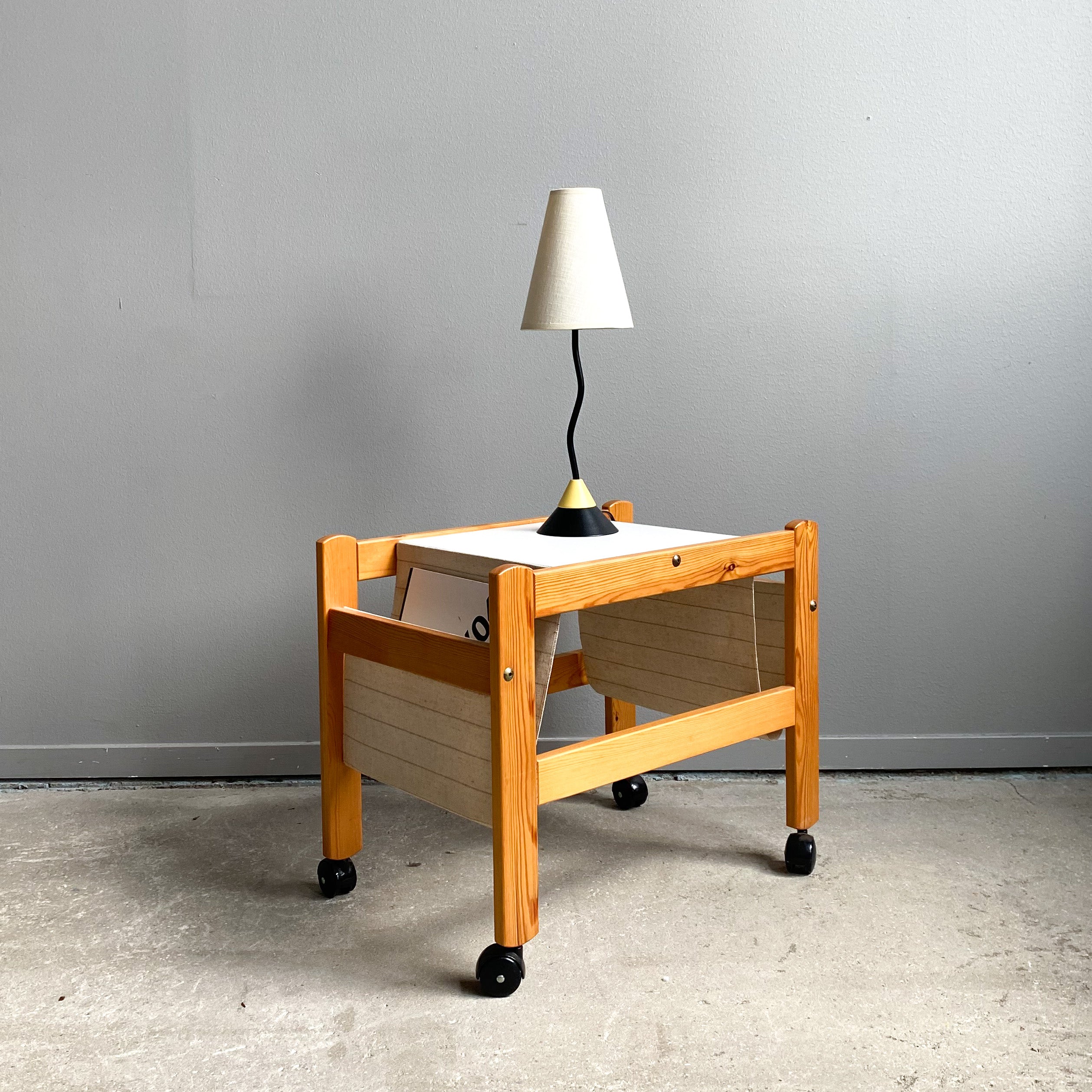 Rullvagn i furu - 70-tal | Vintagebyrån | Second hand i Varberg